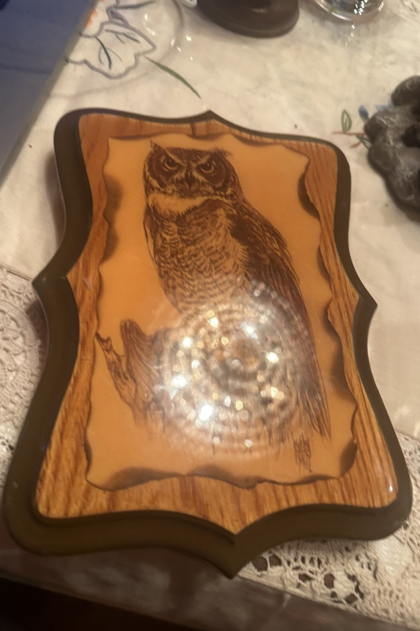 Antique owl on tree stump plaque #47 VV MTS – Bliss Marketplace