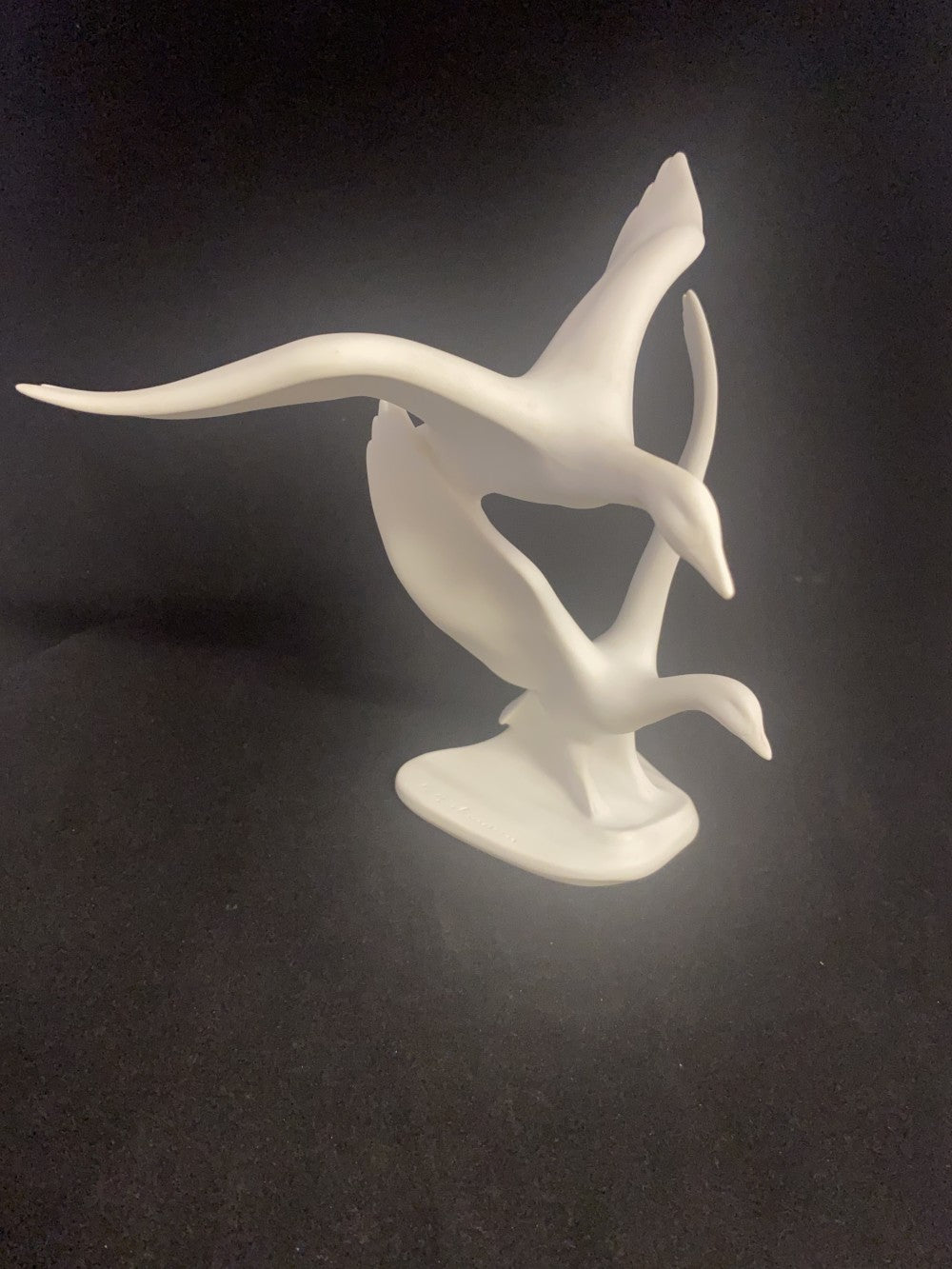 Vintage Kaiser Geese in flight bisque RCD – Bliss Marketplace