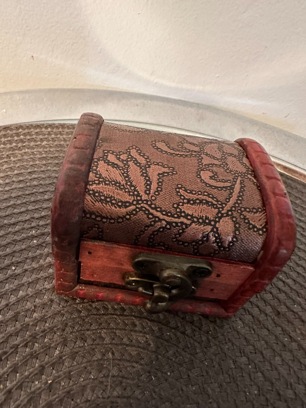 Chest Leaves 1 each miniature wood MTS – Bliss Marketplace